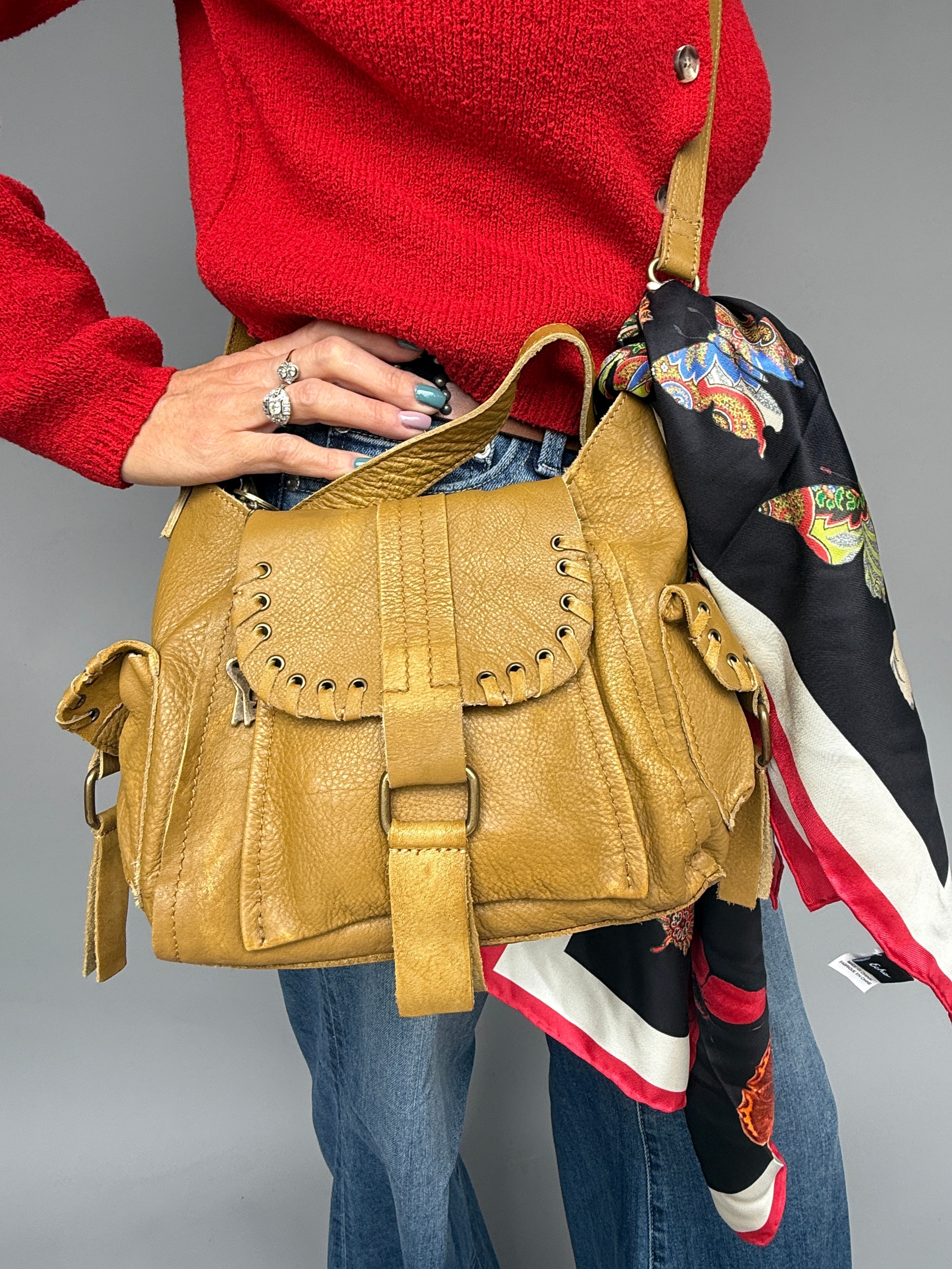 Handbags & Wallets – Boutique 16063